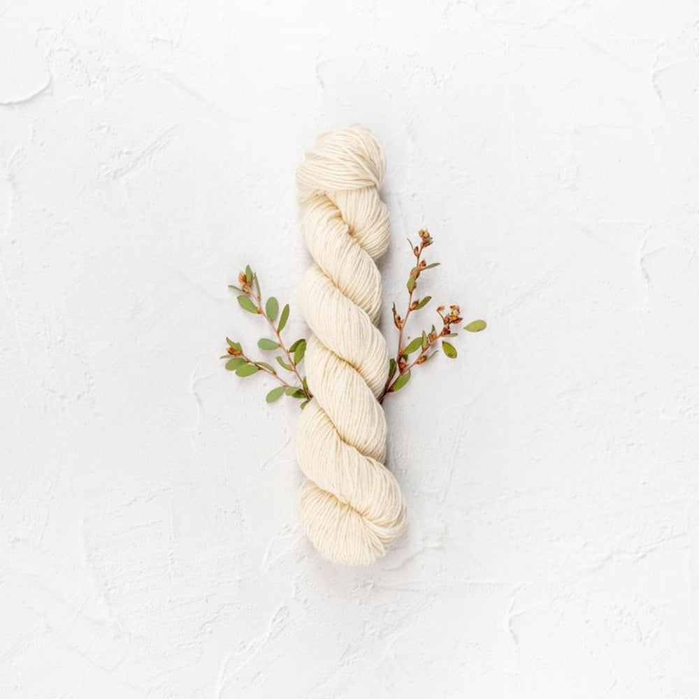 Undyed Yarns – Stucken Yarn Store